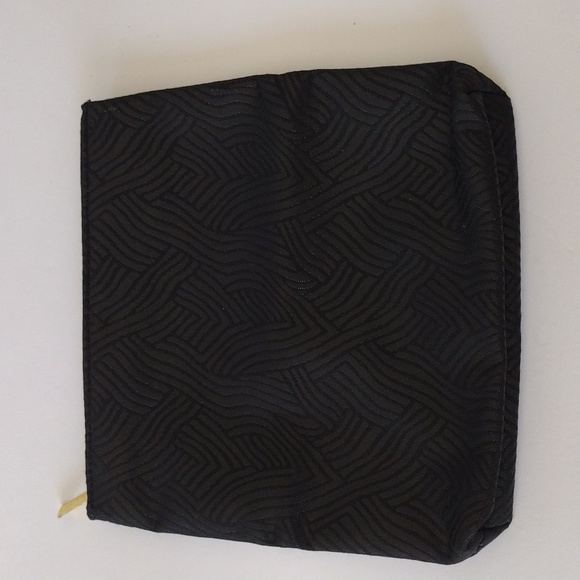 Estee Lauder | Bags | Estee Lauder Cosmetics Travel Pouch | Poshmark